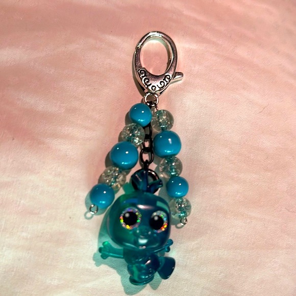 Disney | Other | Disney Doorable Rare Frozen Olaf Handmade Keychain ...